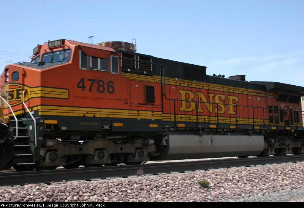 BNSF 4786